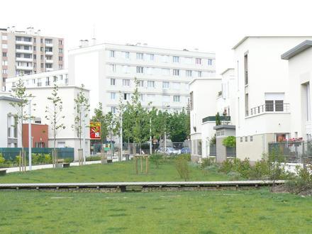 Code Postal 93240 - Stains, Île-de-France - Cybo